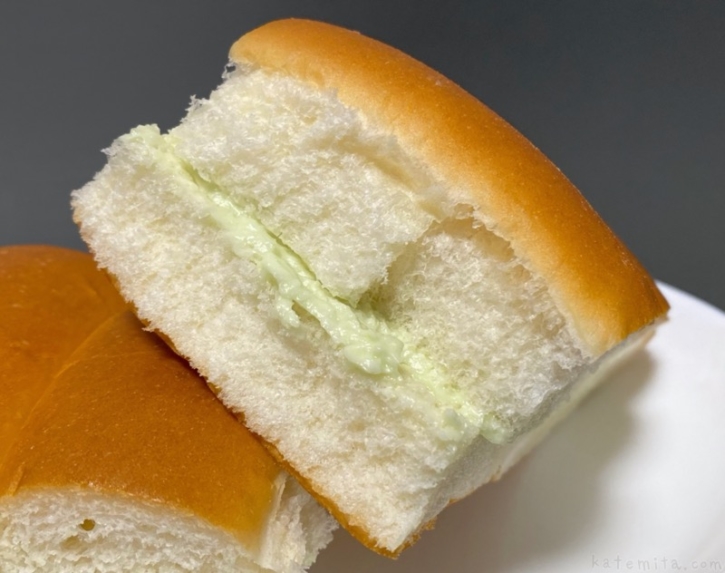 パスコの『牛乳パン 信州シャインマスカット』が期間限定で美味しい！ | 買てみた