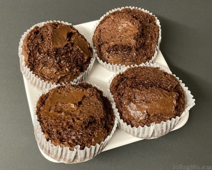 ヤマザキの『チョコ蒸しパン(4個入)』がチョコ生地で甘くて超おいしい！ | 買てみた