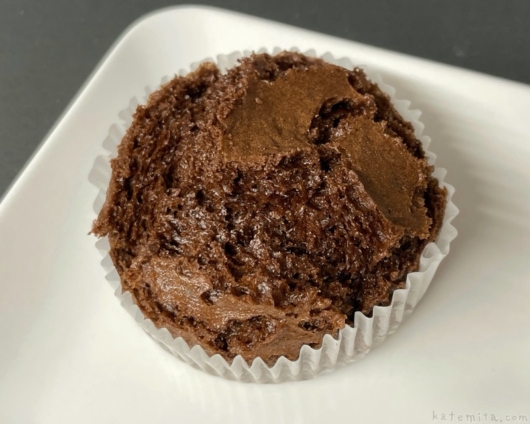 ヤマザキの『チョコ蒸しパン(4個入)』がチョコ生地で甘くて超おいしい！ | 買てみた