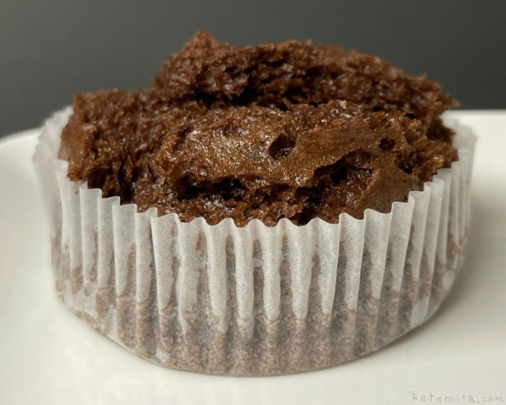 ヤマザキの『チョコ蒸しパン(4個入)』がチョコ生地で甘くて超おいしい！ | 買てみた