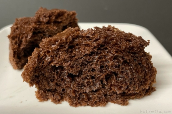 ヤマザキの『チョコ蒸しパン(4個入)』がチョコ生地で甘くて超おいしい！ | 買てみた