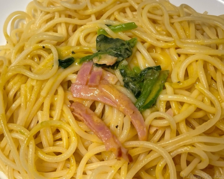 トップバリュの冷凍食品『大盛り クリーミーカルボナーラ』がたっぷり入ってお得で美味しい！ | 買てみた