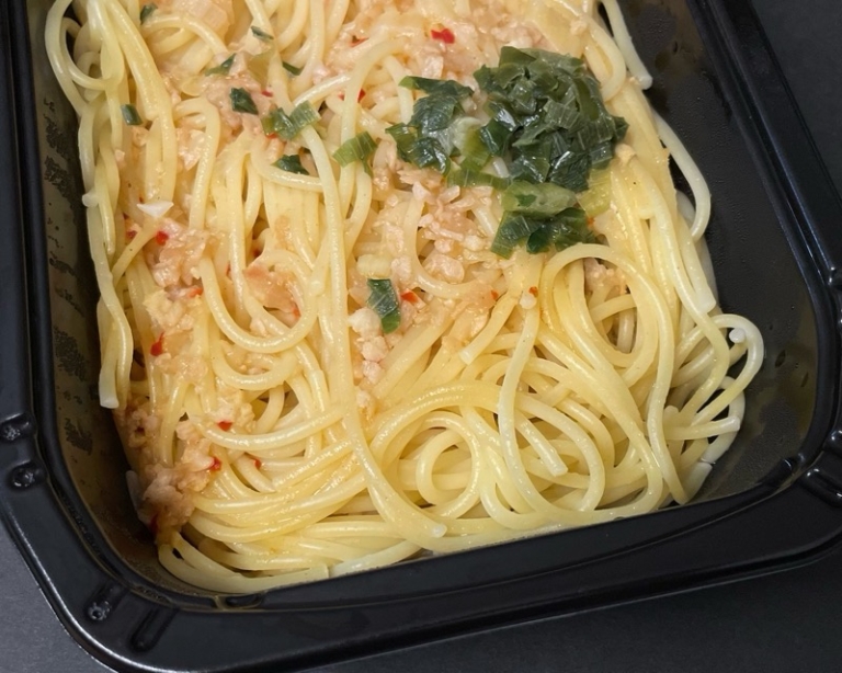 ニップンの『オーマイ Big 鶏ねぎ塩』が冷凍パスタでピリ辛な味で美味しい！ | 買てみた