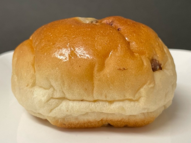 イオンの『ベーカーズアンドベーカリー 毎日の食卓レーズンロール』がふわっと美味しい！ | 買てみた