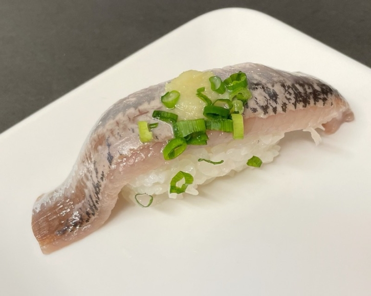 ロピアの『いわし握り寿司』が大きなネタのパック寿司で美味しい！ | 買てみた