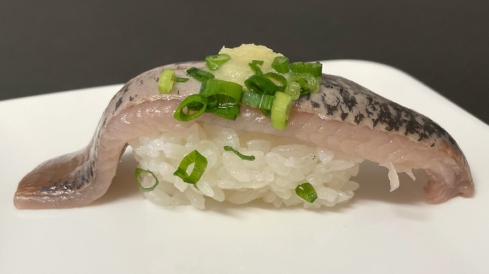 ロピアの『いわし握り寿司』が大きなネタのパック寿司で美味しい！ | 買てみた