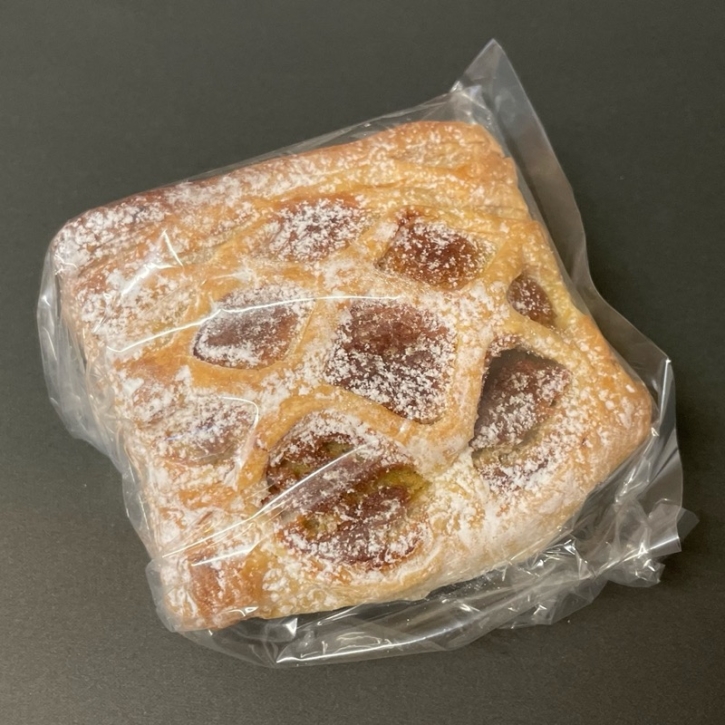 イオンビッグの『バナナくるみケーキパイ』がサクッと美味しい！ | 買てみた