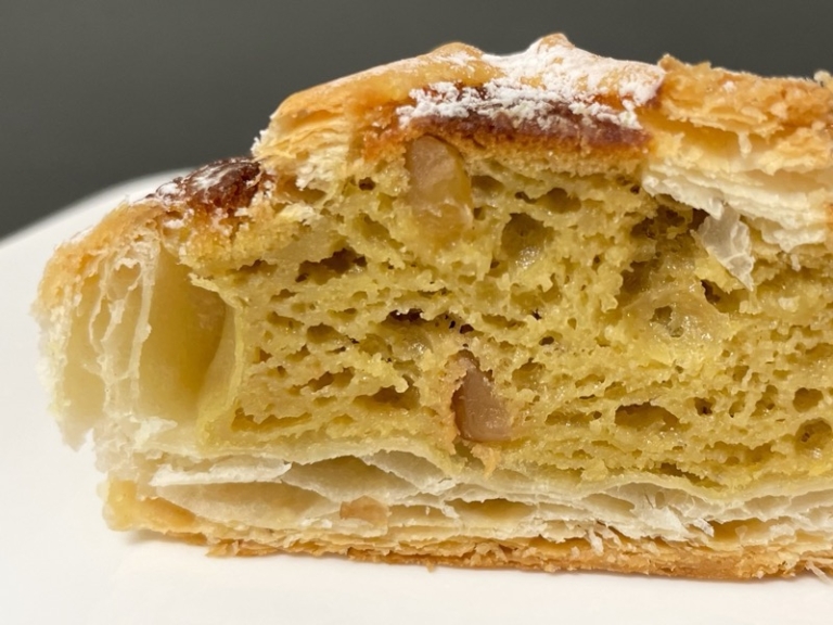 イオンビッグの『バナナくるみケーキパイ』がサクッと美味しい！ | 買てみた