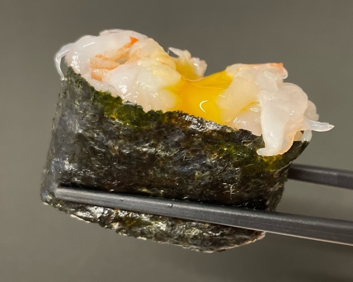 ロピアの『魚萬 海老尽くし握り(9貫)』が3種類の海老のお寿司で美味しい！ | 買てみた