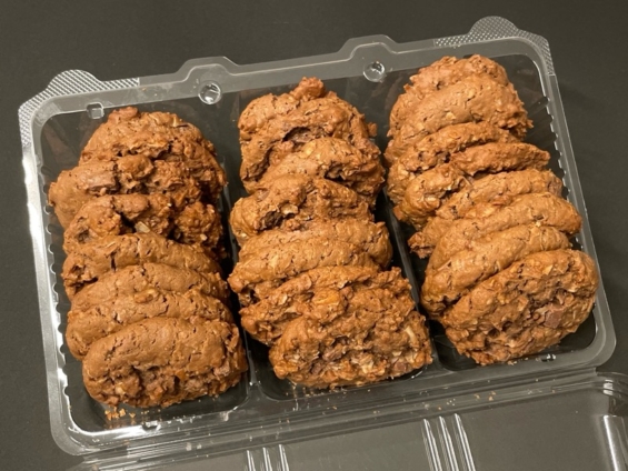 コストコの『ミルクチョコレートマカロンクッキー』がココナッツ風味たっぷりで美味しい！ | 買てみた