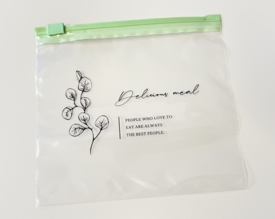 100均の『フリーザーバッグ ボタニカル S 13枚』がオシャレな柄でスライダー付き！ | 買てみた